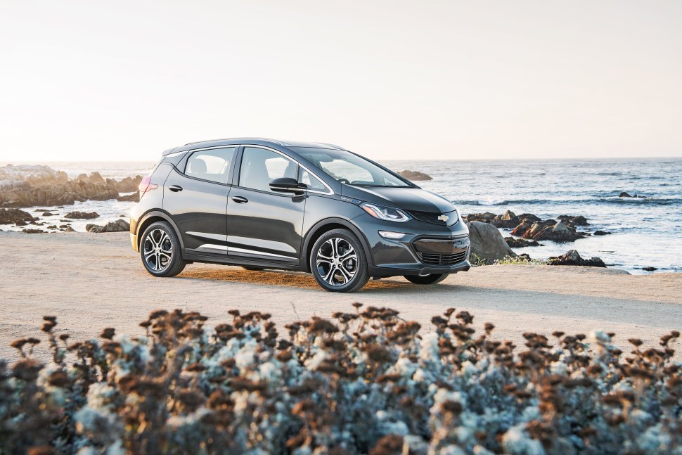 Chevrolet Bolt EV technical specifications and fuel economy